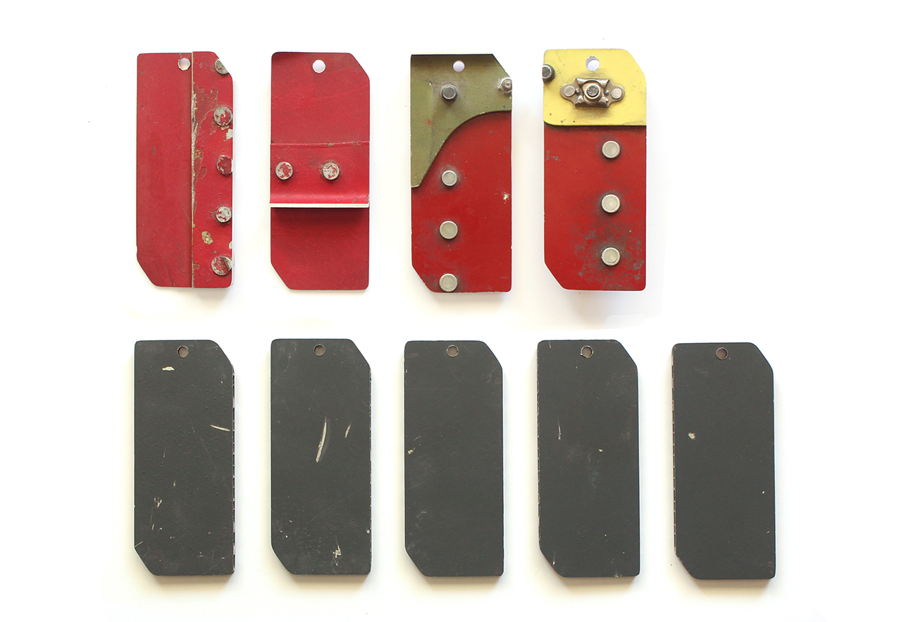 F-4E Phantom 67-0304 | 1-color "Red" Tags - 2 | 125-133 | FIGHTERTAGS